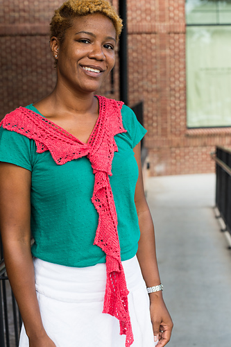 Ravelry: Fins pattern by Barbara Benson