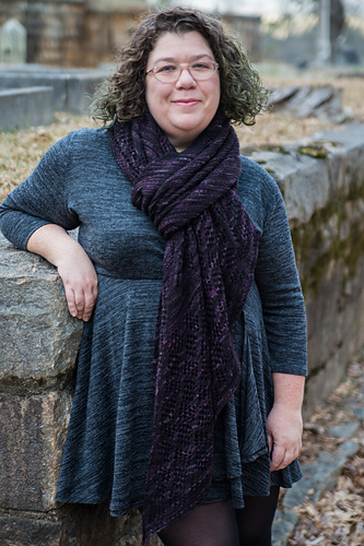 Ravelry: Headless Roses pattern by Barbara Benson