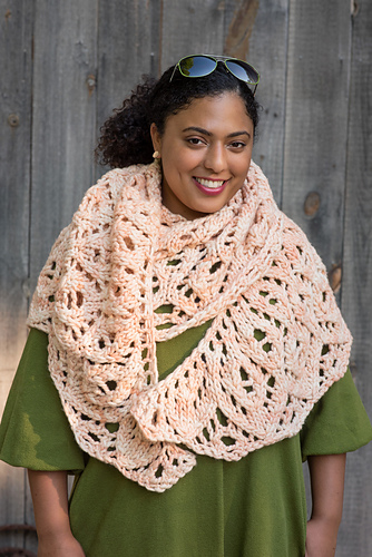 Ravelry: Bitis Shawl pattern by Barbara Benson