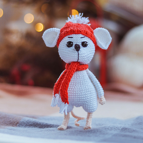 Ravelry: Steve, the mouse pattern by Victoria Shovkovych