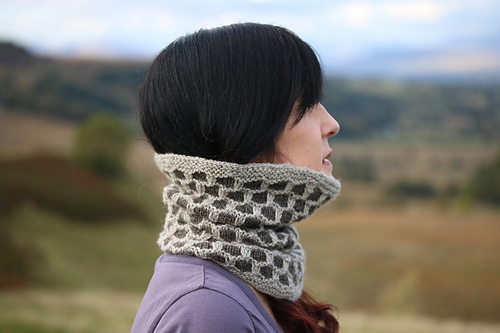 Ravelry: Cochal pattern by Kate Davies Designs