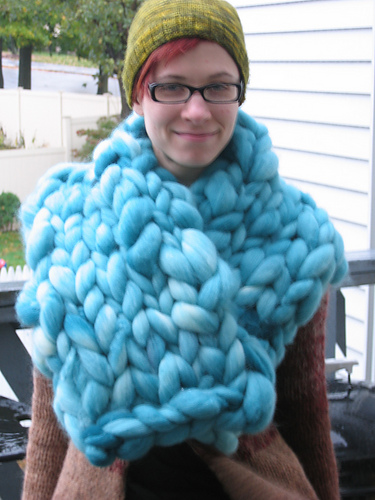 Ravelry: Knitting HUGE Chunky: 10p tutorial w/photos galore pattern by ...