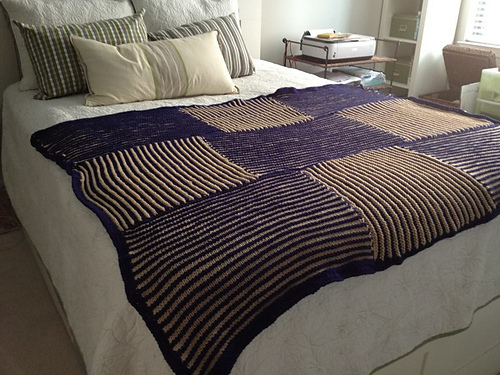 Ravelry: Pack-a-ghan pattern by Grace Alexander