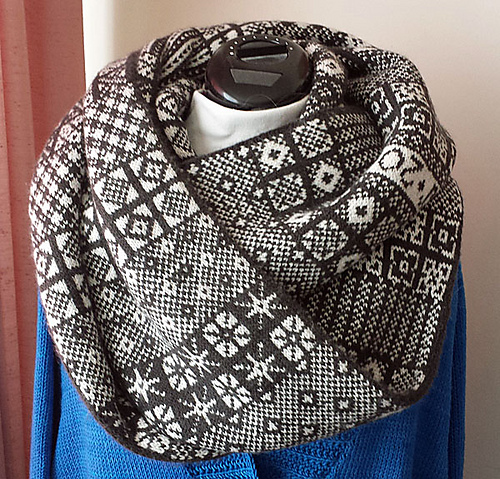 Ravelry: Sanquhar Cowl pattern by Wendy D. Johnson