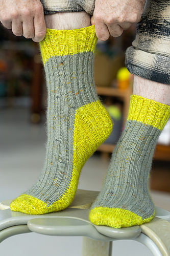 Ravelry: Mo Mod Socks pattern by Stephen West
