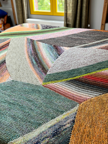 Ravelry: Marled Magic Blanket pattern by Stephen West