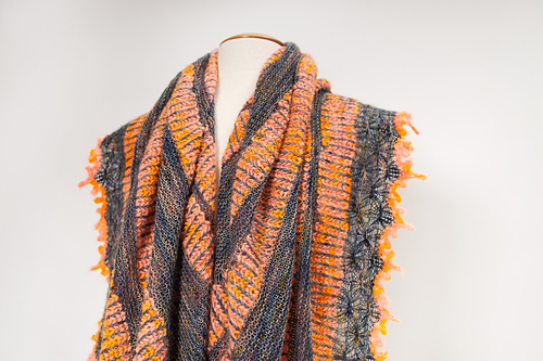 Ravelry: Crescendo Crescent pattern by Stephen West