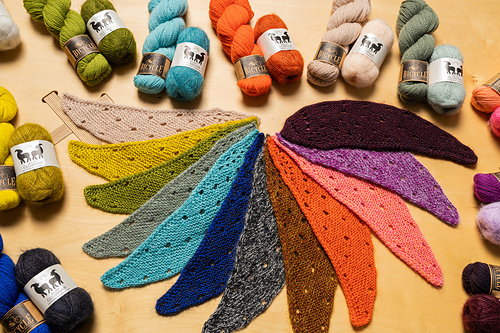Ravelry: Dotted Rays pattern by Stephen West
