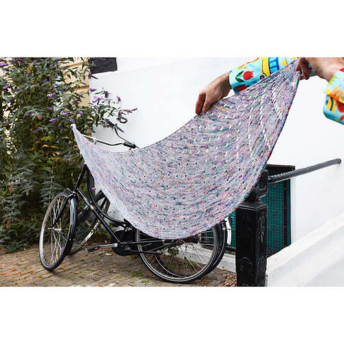 Ravelry: Dotted Rays pattern by Stephen West