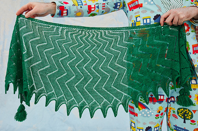 Ravelry: Thunderbolts & Lightning pattern by Stephen West