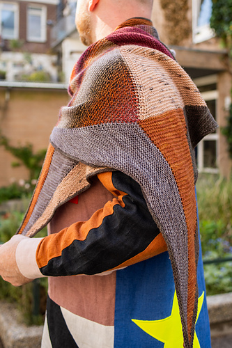 Ravelry: Crystal Fragments Shawl pattern by Stephen West