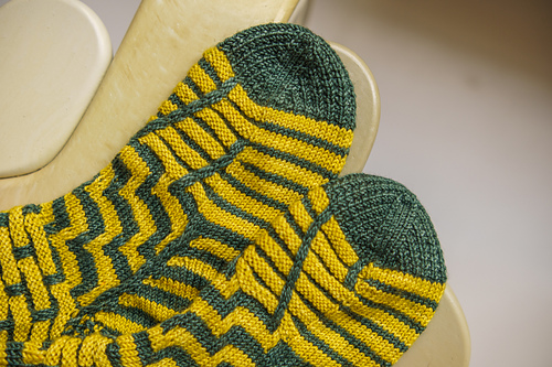 Ravelry: Contrast Blast Socks pattern by Stephen West