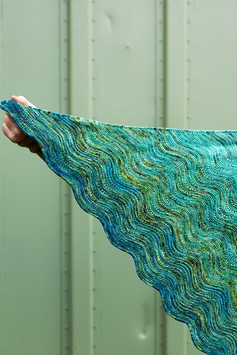 Ravelry: Faded Undulation Shawl pattern by Stephen West