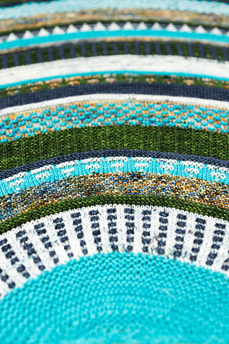 Ravelry: Quirky Quintet Shawl pattern by Stephen West