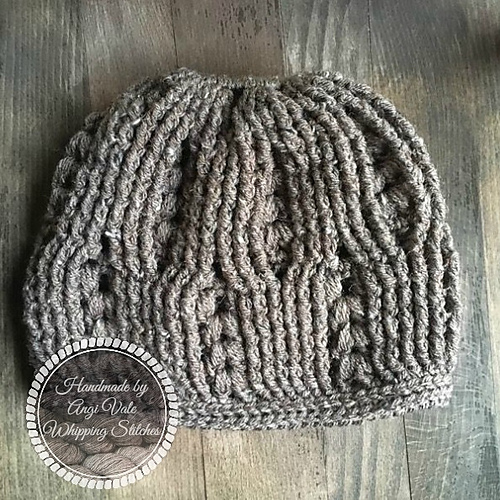 Ravelry: Wheat Stitch Hat messy bun & pony tail pattern by KFG