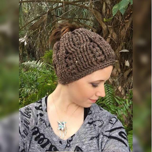 Ravelry: Wheat Stitch Hat messy bun & pony tail pattern by KFG