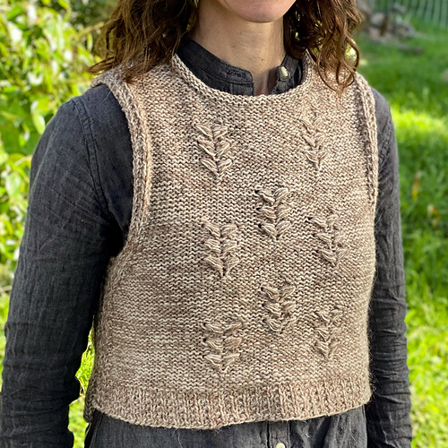 Ravelry: Baerlic Vest pattern by Sarah Pope
