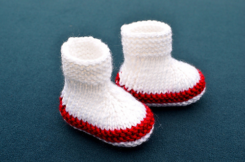 Ravelry: Two Colors Simple Baby Booties pattern by Christy Hills