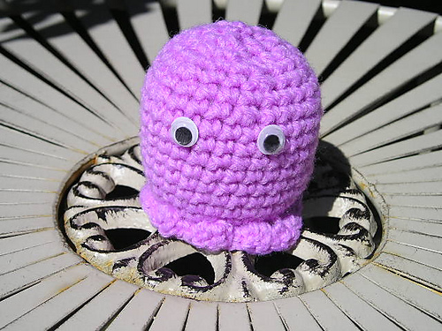 Ravelry: amigurumi Little Ghostie pattern by Caren's Crochet