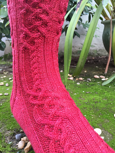 Ravelry: Knock Knock Knock pattern by Claire Ellen