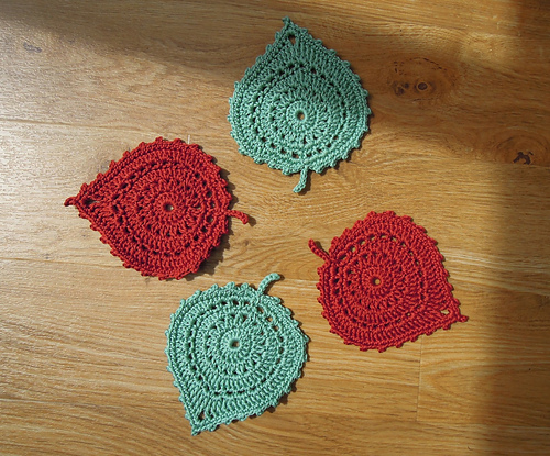 Ravelry: Leaf Coasters pattern by Katherine Laight