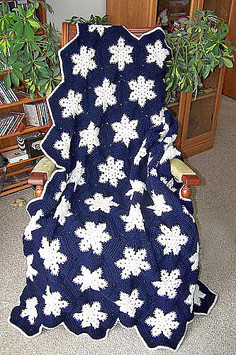 Ravelry: Snowflake Afghan pattern by Lois Olson