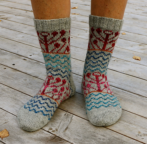 Ravelry: Strandnellik pattern by Kate Fredriksen