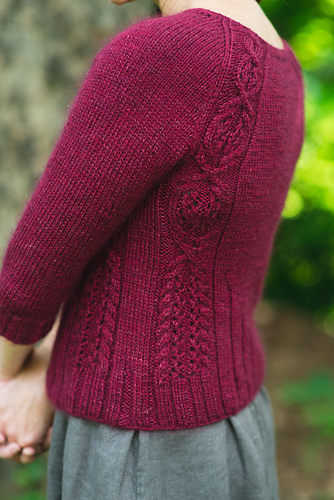 Ravelry: Claret pattern by Jennifer Wood