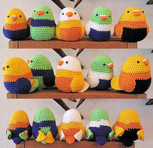 Ravelry: 15 Button Parakeet pattern by Miyuki Hayashi