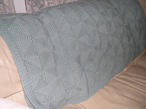 Ravelry: Solid and Reversible College Afghan pattern by Jane Wiewora