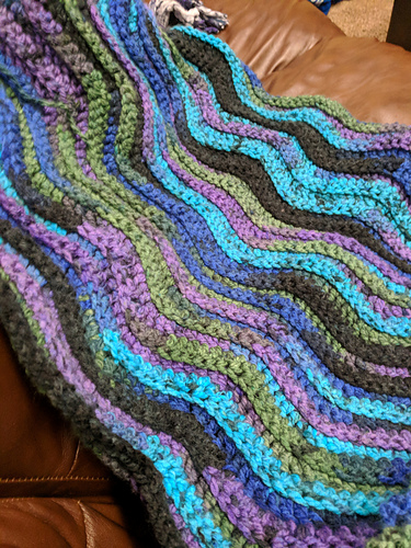 Ravelry: Chevron Ripple Afghan pattern by V. Noël