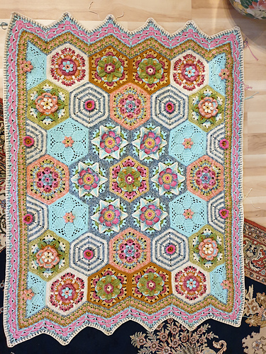 Ravelry: Extended Border Fridas Flower pattern by Maxine Wonder