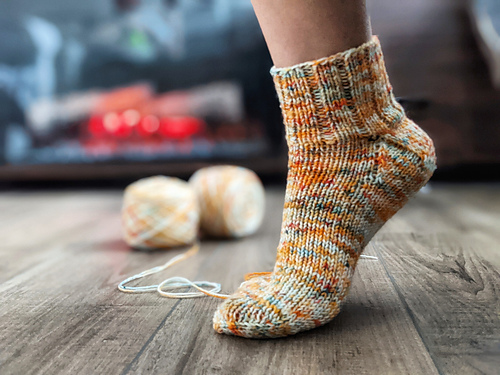 Ravelry: Basic Bitch Beginner Socks pattern by Kari Pedersen