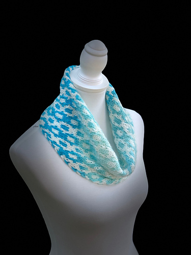 Ravelry: Welsh blanket - cowl pattern by Susan Ashcroft