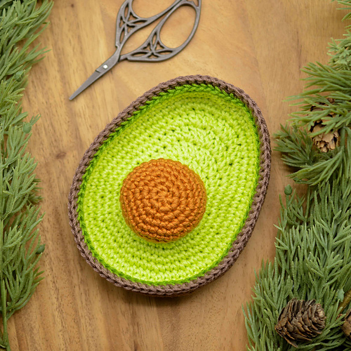 Ravelry: Avocado Tray and Pin Cushion pattern by Nora Xu