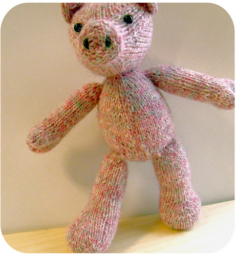 Ravelry: Little Pig Knitted Toy Pattern pattern by Karyn Bonfiglio