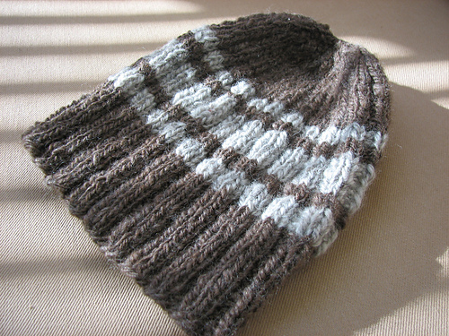 Ravelry: Ribbed Cap pattern by Judy Gibson