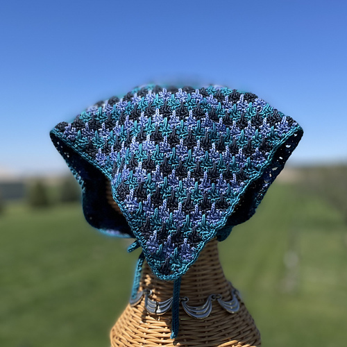 Ravelry: Effu Bandana pattern by Lisa Victoria @ YarnChick40