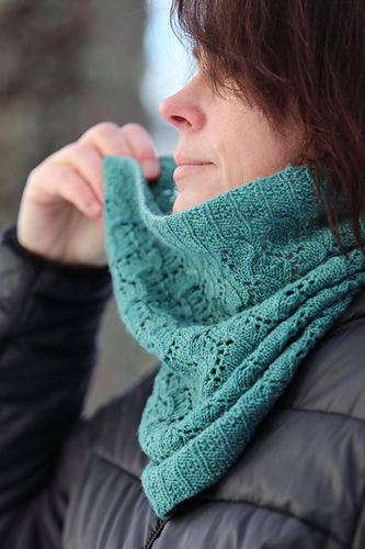 Ravelry: Skogsväva Cowl pattern by Anna Friberg