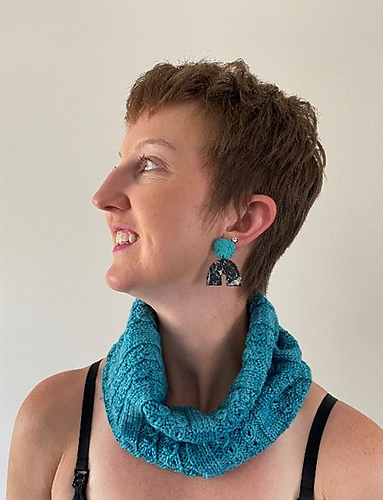 Ravelry: For the Love of Powell Cowl pattern by Susan Scanlon