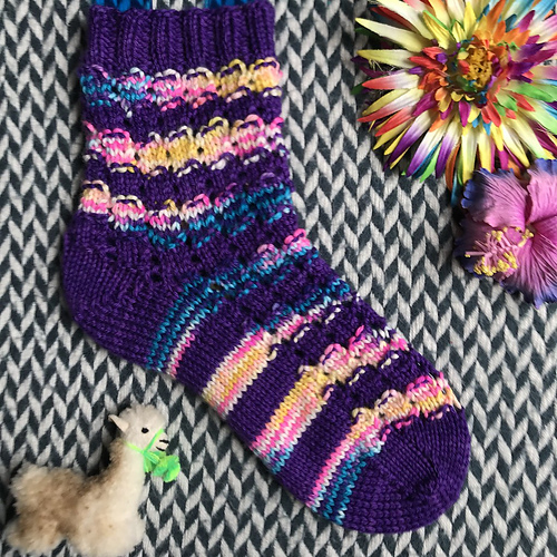 Ravelry: Frontosa DK Socks pattern by Jessie Ksanznak