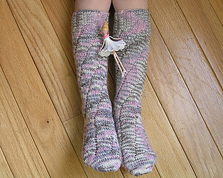 Ravelry: yarnsticks' Tidal Wave Socks