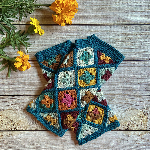 Ravelry: Rags to Riches (Granny Square Mitts) pattern by Brenda K. B ...
