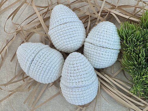 Ravelry: Chicken in Egg pattern by YarnWonders TB