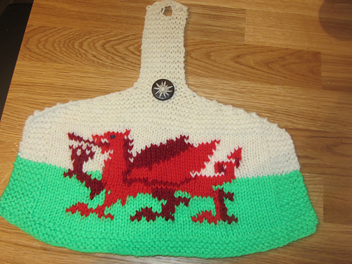 Ravelry: Welsh Dragon Chart pattern by Melanie Nordberg
