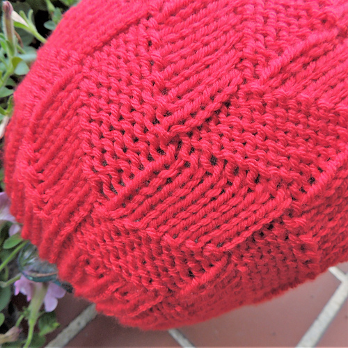 Ravelry: Saw Blades pattern by YaYa Lovestoknit