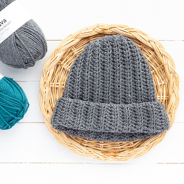 Ravelry: Ribbed Hat pattern by Alex DellAringa