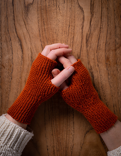 Ravelry: Garter Stitch Mitts pattern by Ysolda Teague