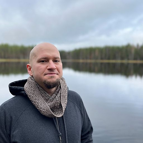 Ravelry: Light Armor pattern by Agnes Zombory