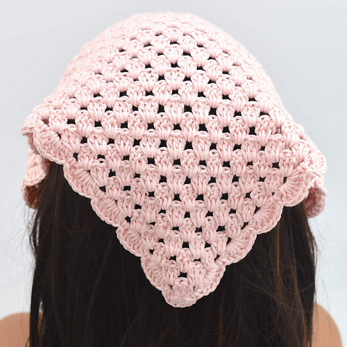 Ravelry: Easy Triangle Bandana pattern by Maggie Haskell